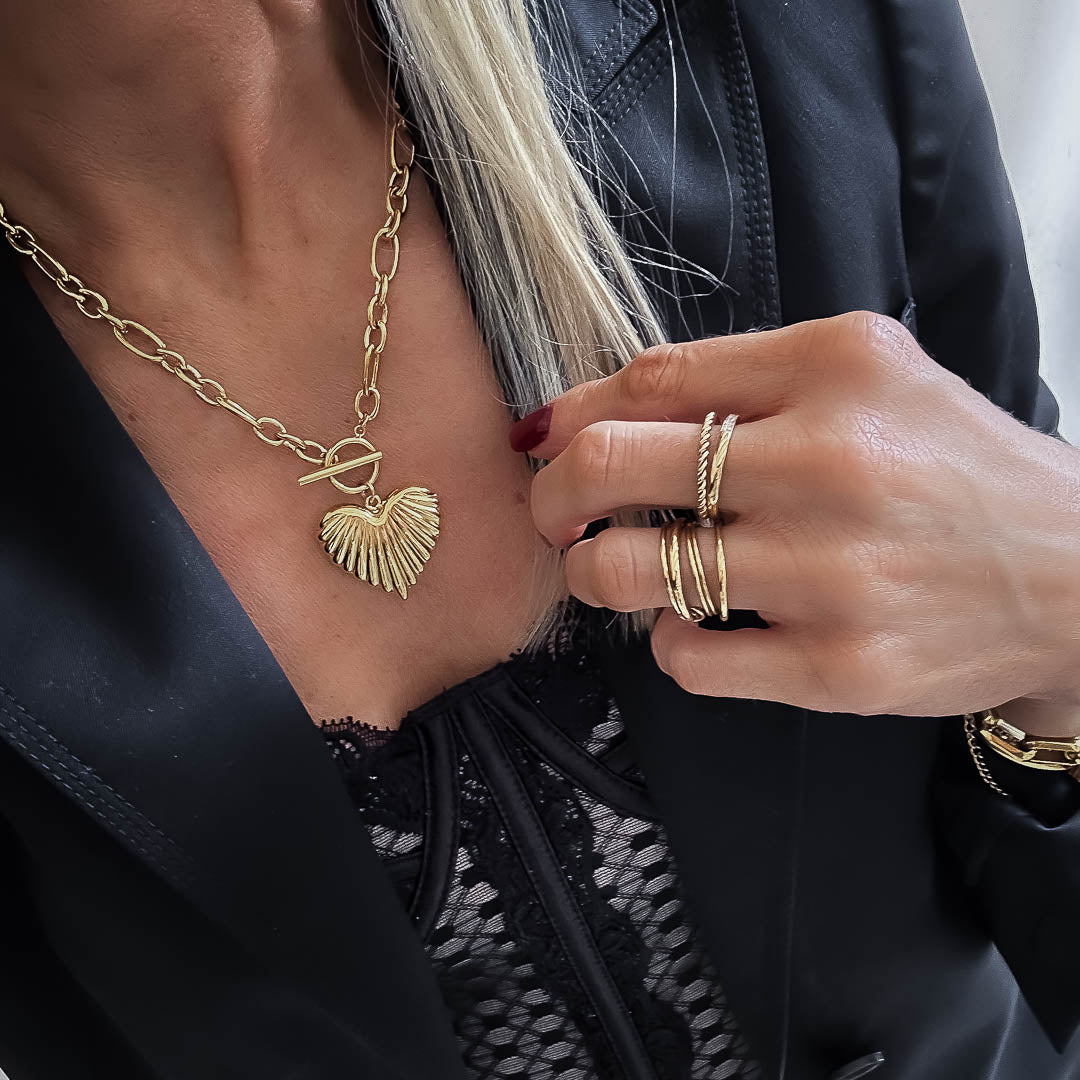 GENIVA RING – henrigirl