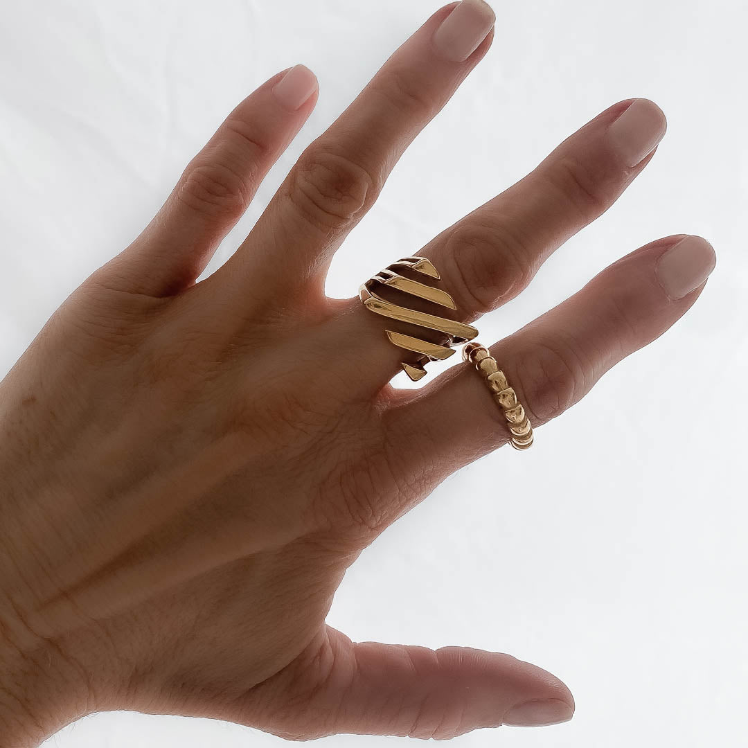 TESSA RING – henrigirl